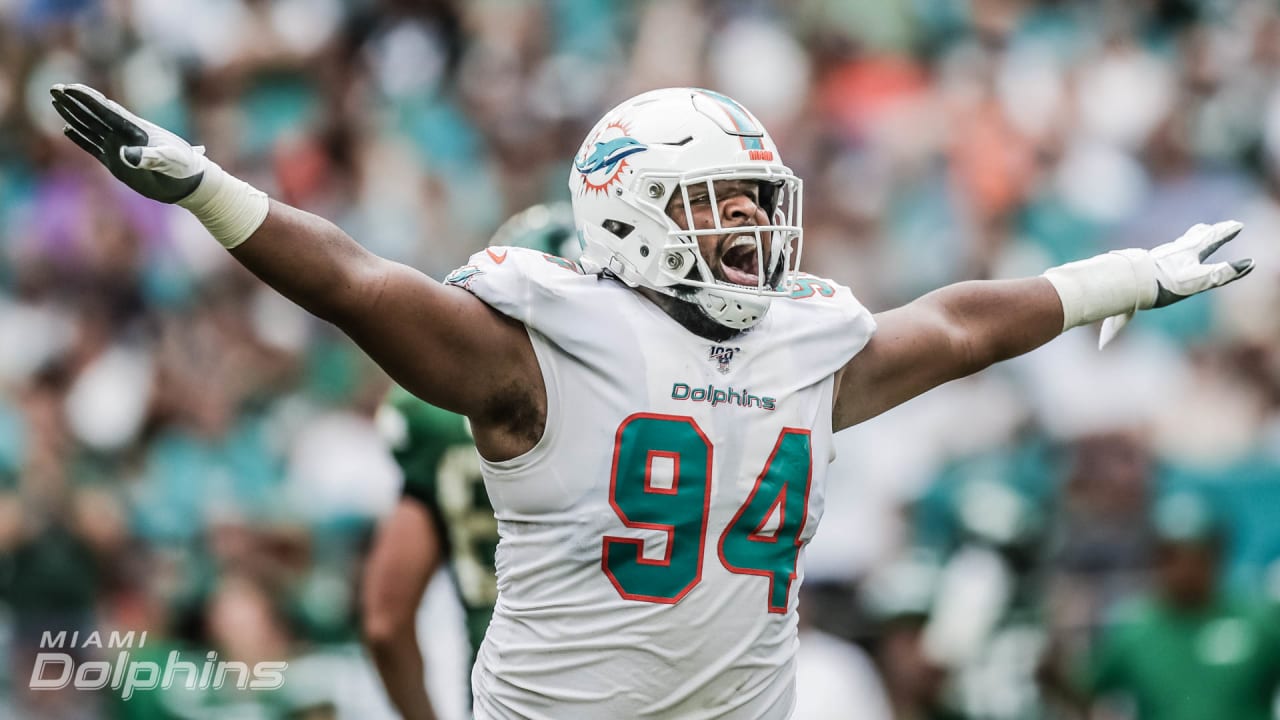 Ex-Dolphins Sack Master DT Takes Pay Cut to Join Cowboys’ Super Bowl ...