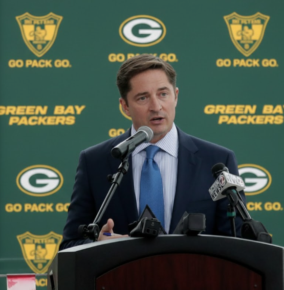 Packers Fans Overwhelmed With Emotion as Green Bay Packers Announce ...