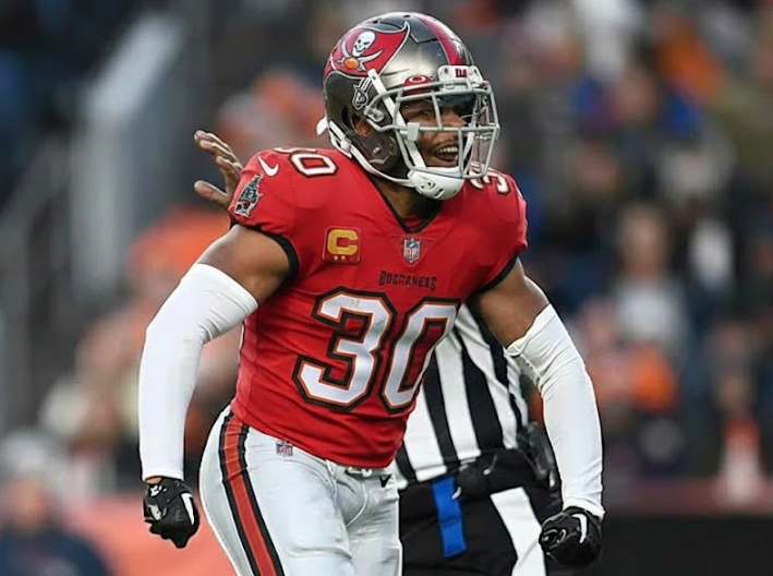 Former Super Bowl Champion Turns Down 9 Teams Just One Day After ...