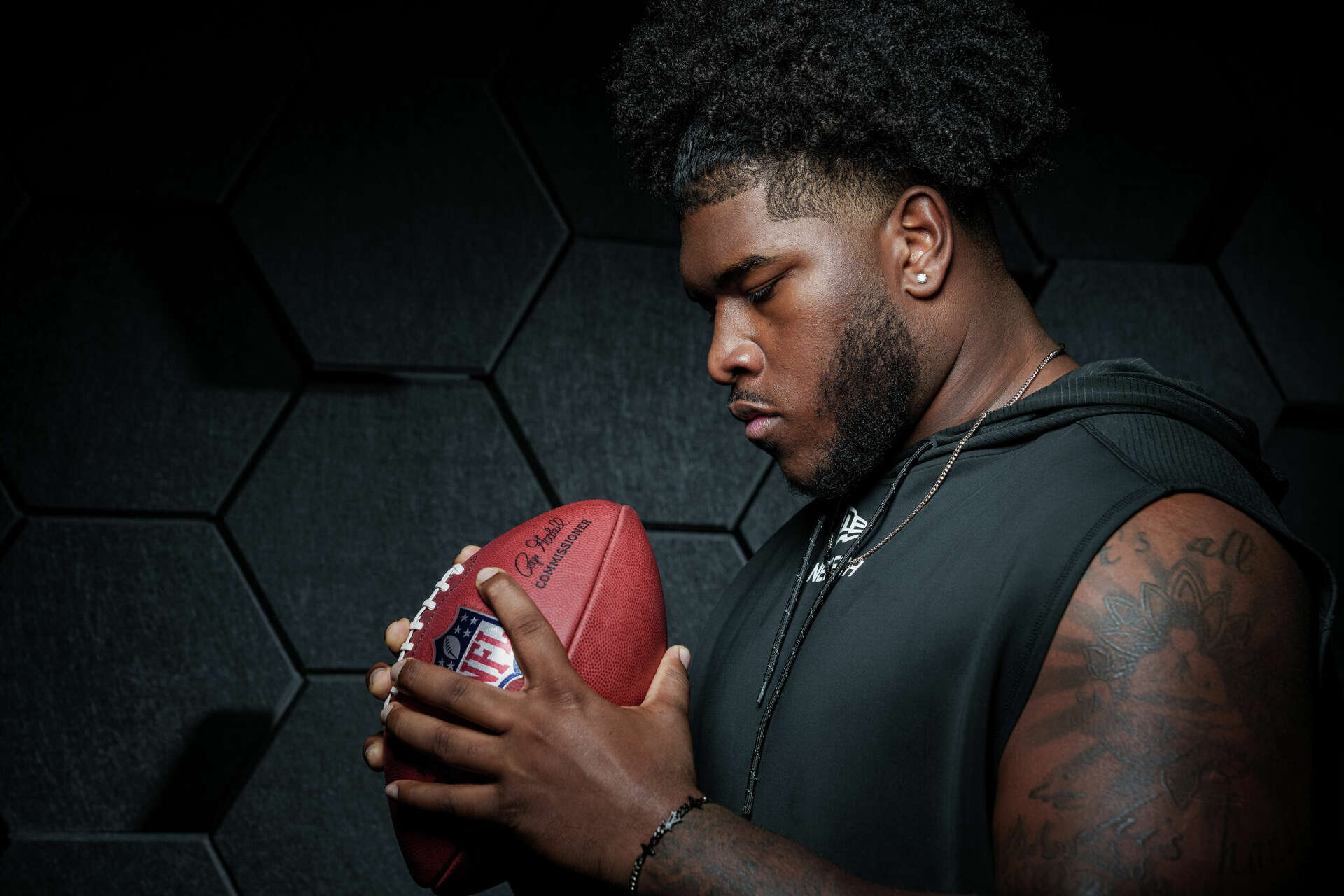 After The Win Over The Commanders, G. Pickens Showed Up At 4 A.M. To ...