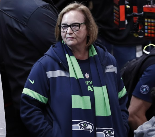 Seahawks Owner Jody Allen Bans Fan for 3 Games After Harassing Black ...