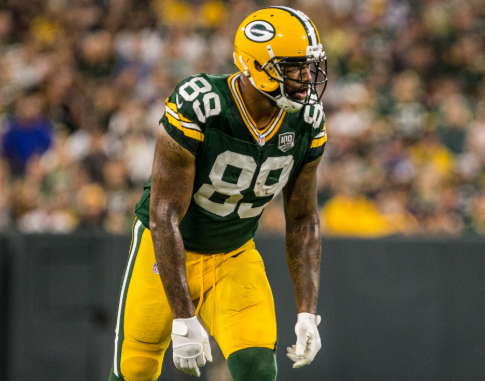 Marcedes Lewis Signs One-Day Contract With Green Bay to Retire at 42 ...